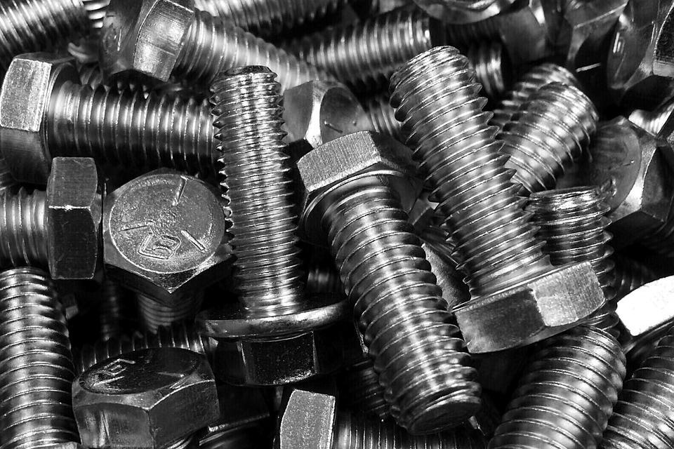 How Threading is Created on Fasteners | OneMonroe