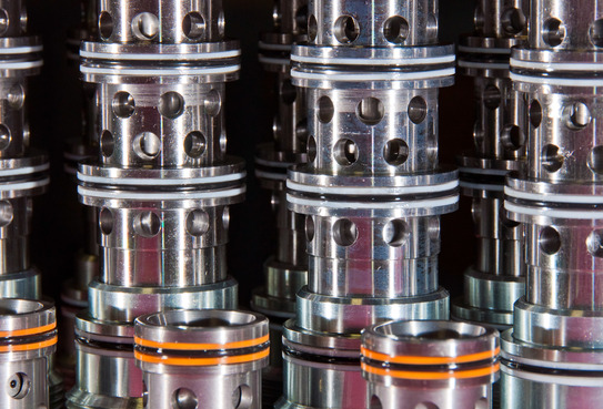 What Are Hydraulic Seals? | OneMonroe